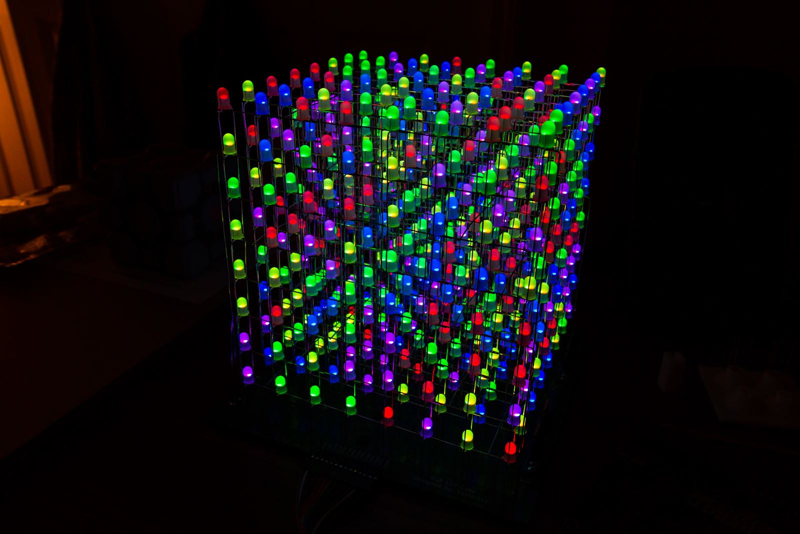 RGB LED Matrix-Tisch | Webseite von Sven Skrabal